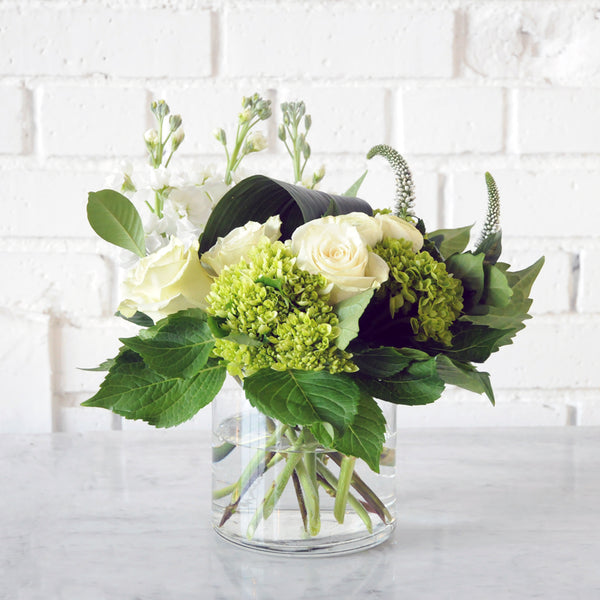 Order Modern & Contemporary Flower Arrangements in Minneapolis MN ...